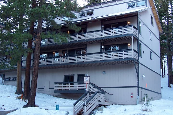 Perennial Vc "2b"/tahoe Village, Nv. - 게노아
