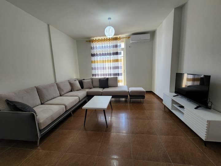 Lovely 2-bedroom Apartment ! - Durrës