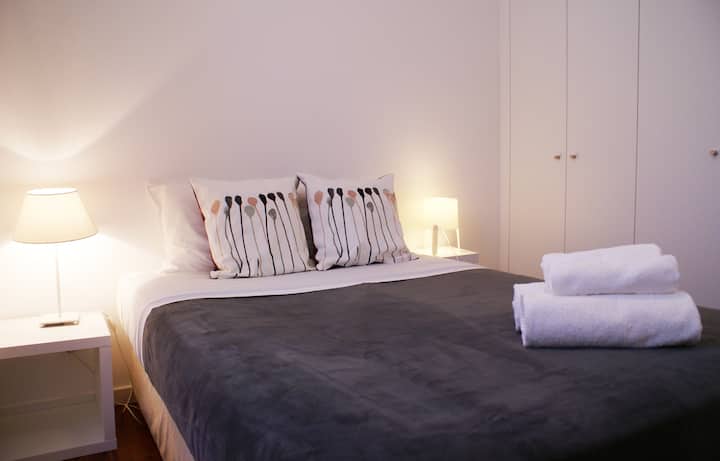 Cozy Apartment In Anjos | Maria Da Fonte | Terrace - Lisszabon