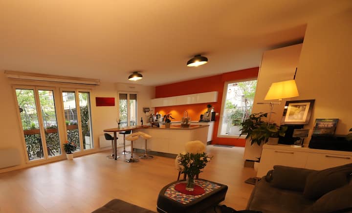 Paris Centre 120m2 Calme +35m2 Terrasse+ Jacuzzi - París