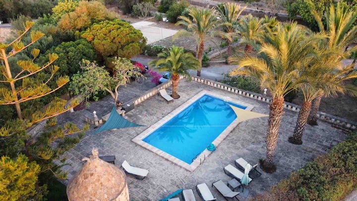 Finca Close To Cala Santanyi - Majorca