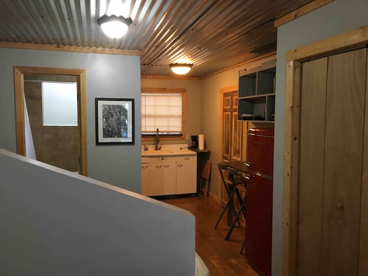 Intown Studio Apartment - Atlanta, GA