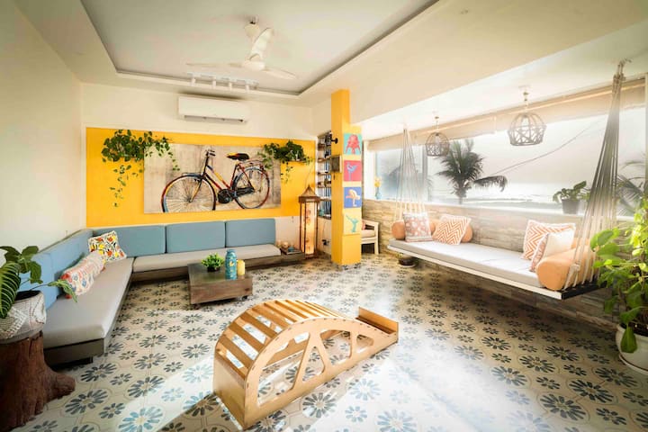Top-floor Oceanfront Designer Condo In Bandra - Mumbai