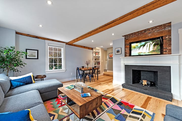 Renovated Apt In Marblehead Historic District - Marblehead, MA