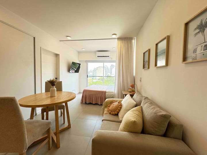 Chiclana Haus | Elegante Estudio Parque Patricios - Buenos Aires