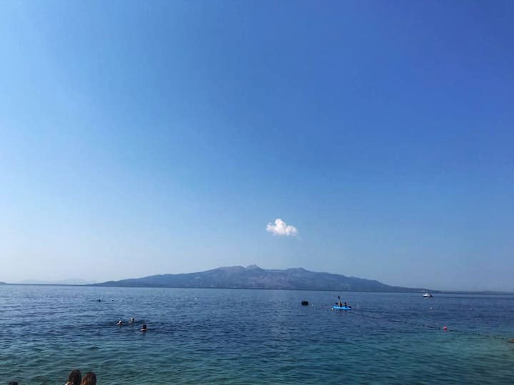 Sea And Mountain Penthouse - 薩蘭達