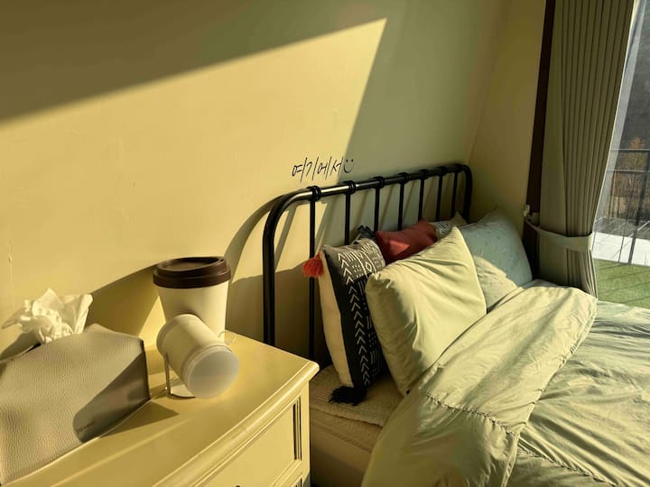 별이 쏟아지는 숲속에서 둘만의 시간] 커플독채/감성바베큐와불멍/빔프로젝터/숲뷰 - Güney Kore