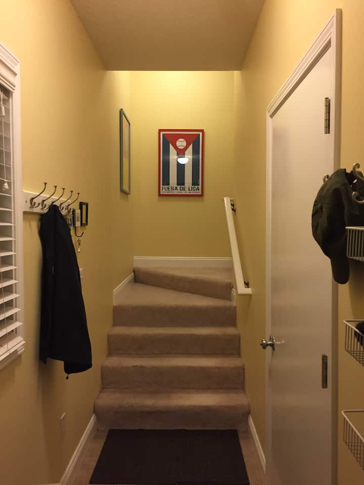 Downtown Condo/garage $2300 Mo-available Now! - Traverse City, MI