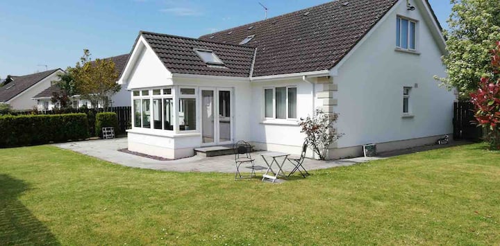 10 Best Airbnb Vacation Rentals In Warrenpoint, UK | Trip101