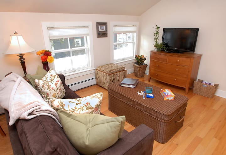 Max's Roost ~ Apt. 4 - Stowe, VT
