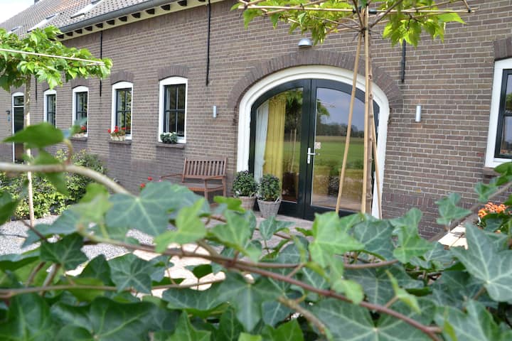 Baarle-nassau Landelijk Verblijf Met Zwemvijver - Pays-Bas