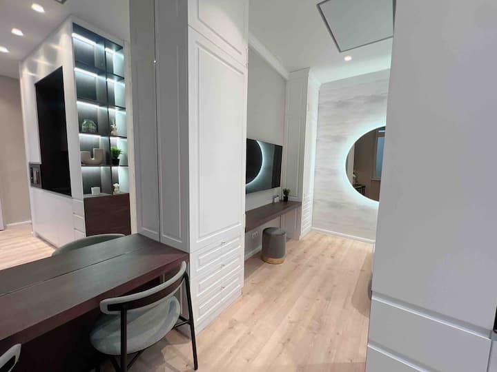 Zeus Design Cosmopolitan Studio ※1a - Wenen