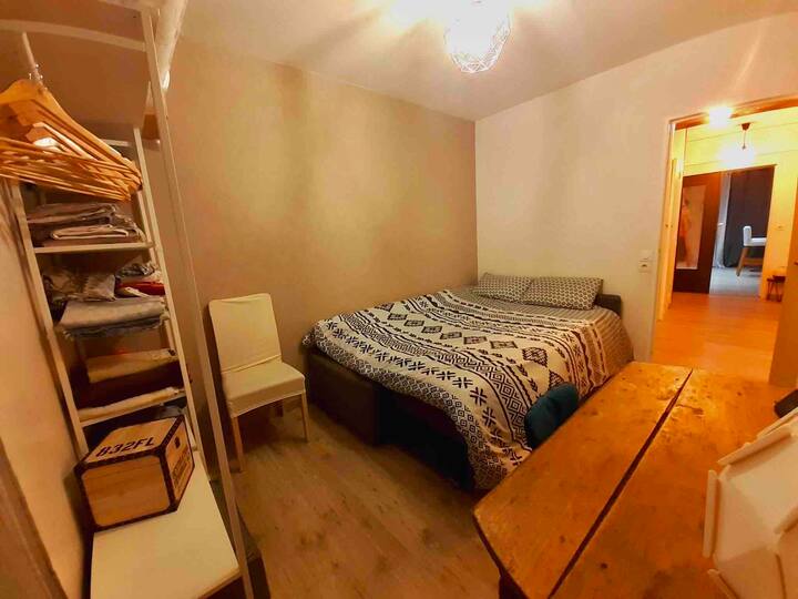 Chambre Privée Près Du Métro Avec Parking Gratuit - Rennes