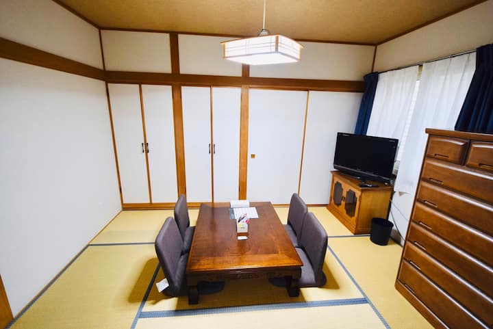 2f 48㎡ 8名宿泊可能。地下鉄宮の沢駅 1番出口徒歩約6分 白い恋人パーク・イオン発寒徒歩圏 - Sapporo