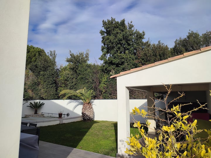 Villa Climatisée Avec Piscine Sur Caissargues - Nîmes