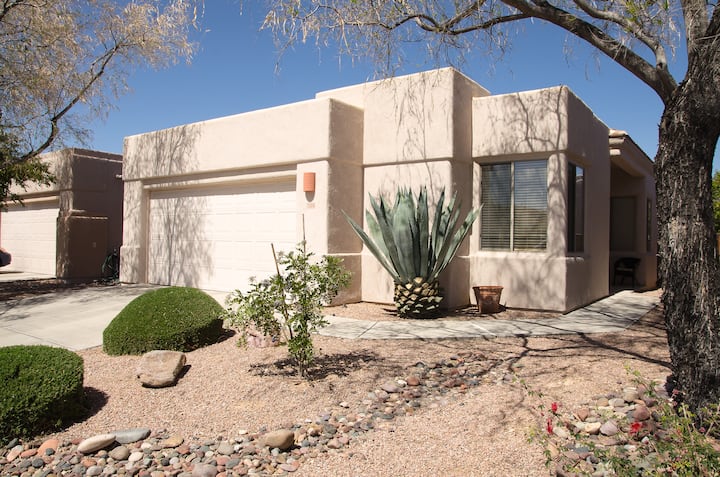 Southwest Desert Retreat - Tucson, AZ
