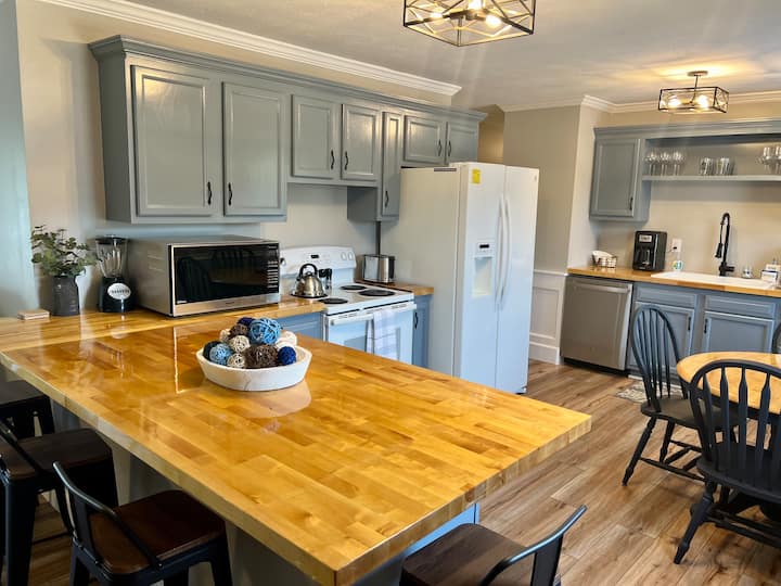 Private Home ~West Asheville ~Biltmore ~River Arts - Asheville, NC