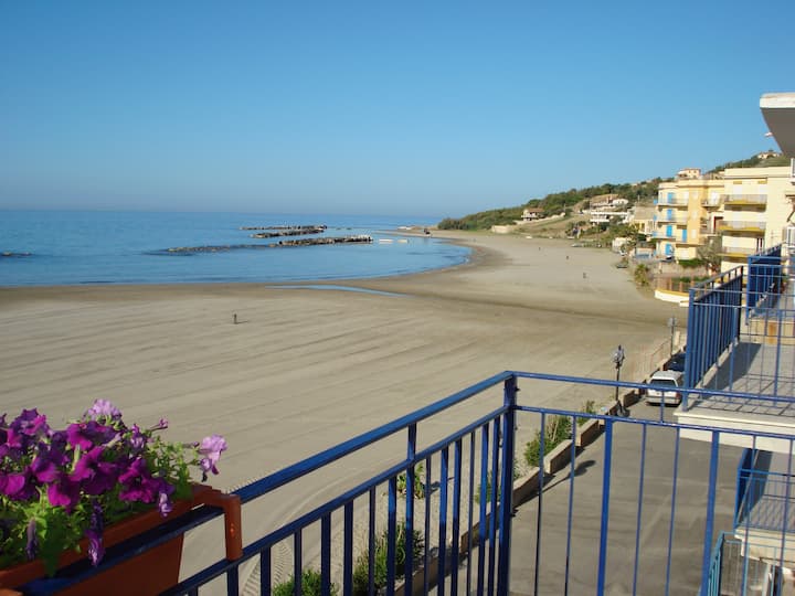 Apartments On The Beach In Sciacca - Sciacca