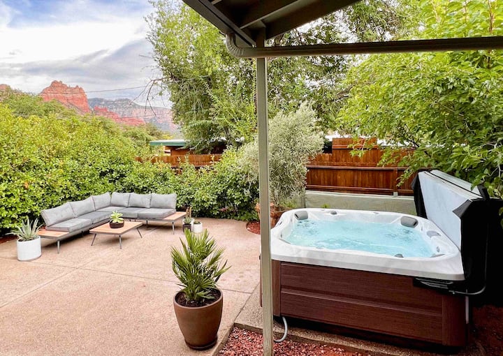 Uptown, Mid-century Modern Oasis W/jacuzzi Hot Tub - Sedona, AZ