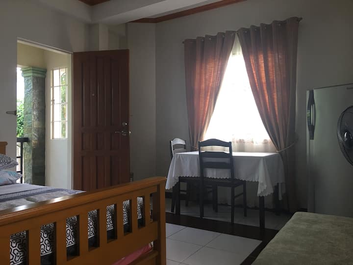 Hillside Inn Room 1 - Ligao