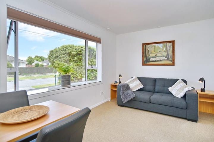 Bevington - Handy And Private Close To Airport - Christchurch