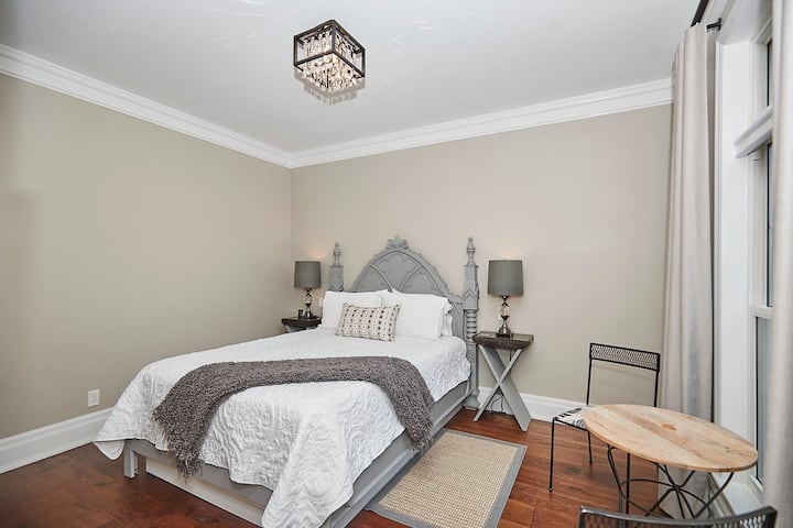 Beau's, Two Private Rooms, Beautiful Historic Notl - Niagara-on-the-Lake