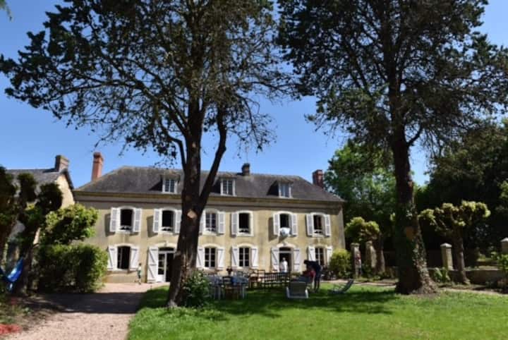 La Villa Myriam 24pers - Mortagne-au-Perche