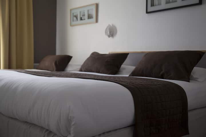 Hôtel Privé Pour Groupe - Parking Privé - Marciac - Gers