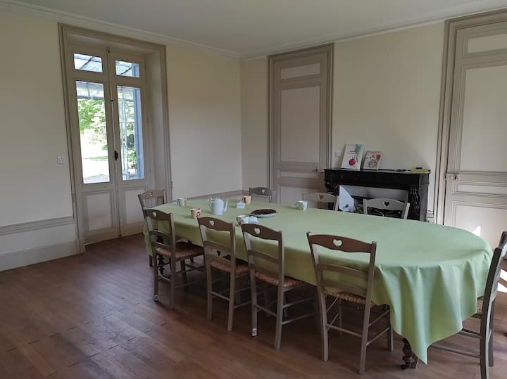 Château Maisonneuve - Chambre Bonne Maman - La Roche-Posay