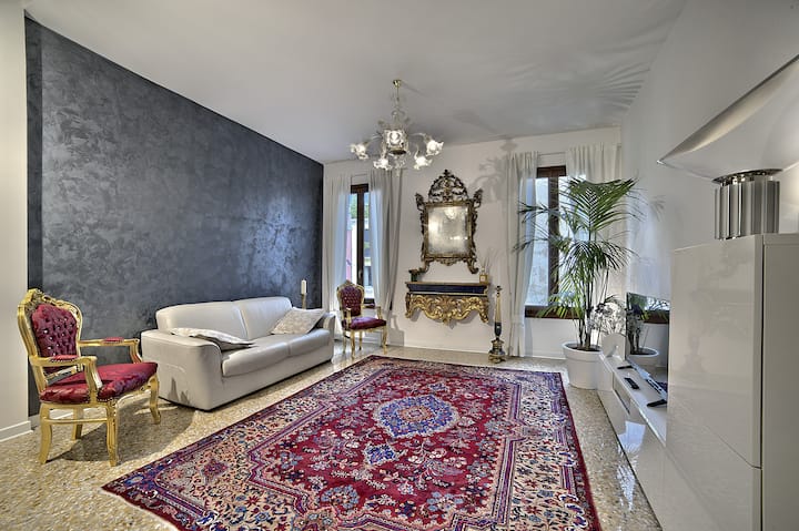 Elegante Appartamento Ai Carmini - Venice