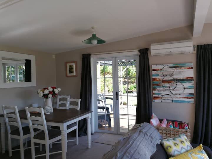 Monts Cottage Hokitika/kumara. B&b - Kumara