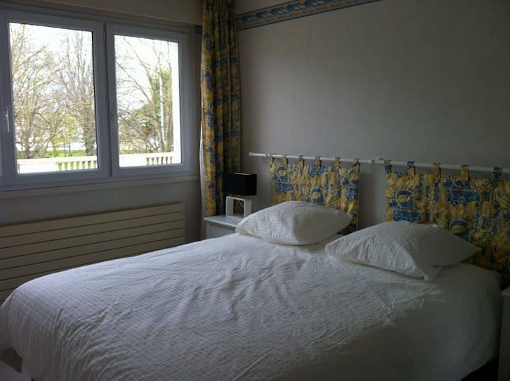 Appart Confort Centre De Rochelle Avec Garage - La Rochelle