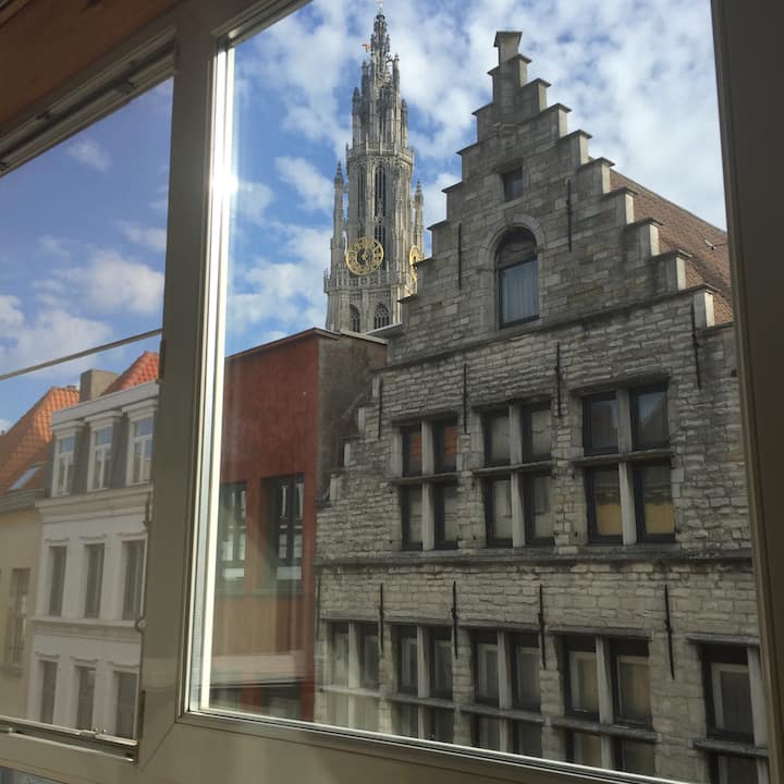 Appartement Met Uniek Uitzicht Op Kathedraal - Antwerp, Belgium
