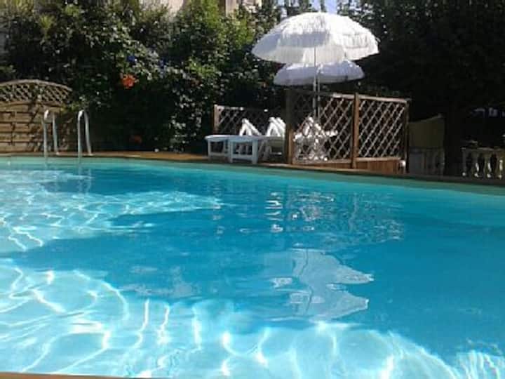 Appartement  Dans Villa - Juan-les-Pins