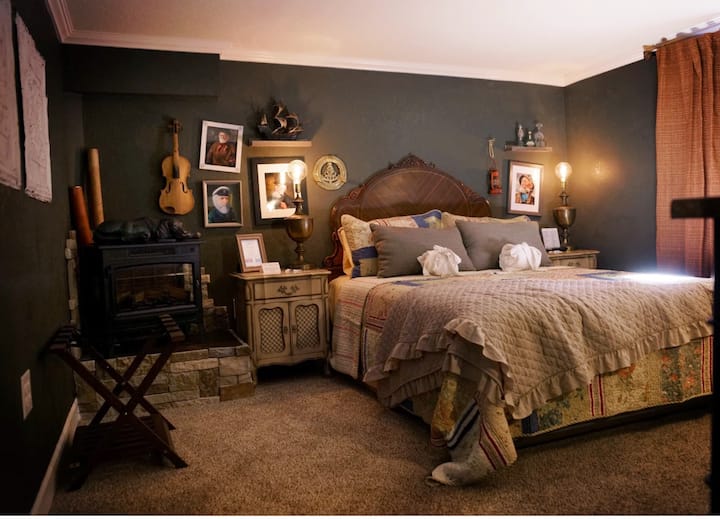 Sailor's Hornpipe Suite  & Complimentary Breakfast - Carlsbad, NM