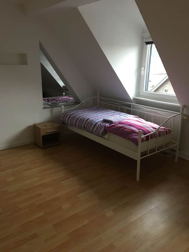 Monteurwohnung Rommerskirchen 12 Personen - Grevenbroich