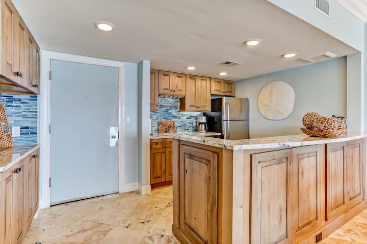 Sensational Sandcastles Condo/oceanfront-amelia - Amelia Island, FL