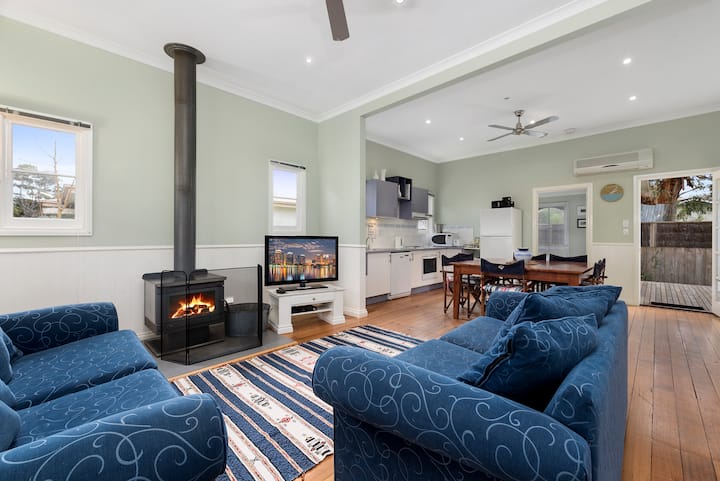 Jones House - Family Friendly, Great Location! - Apollo Bay