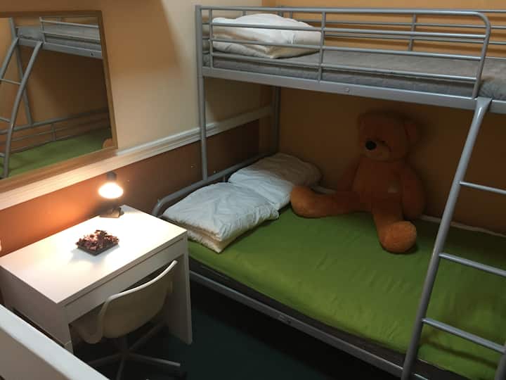 Хостел Оранж семейный номер - Moscow