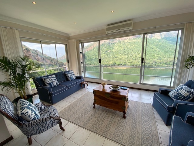 Bushveld View Estate Vacation Rentals & Homes - North West, South ...