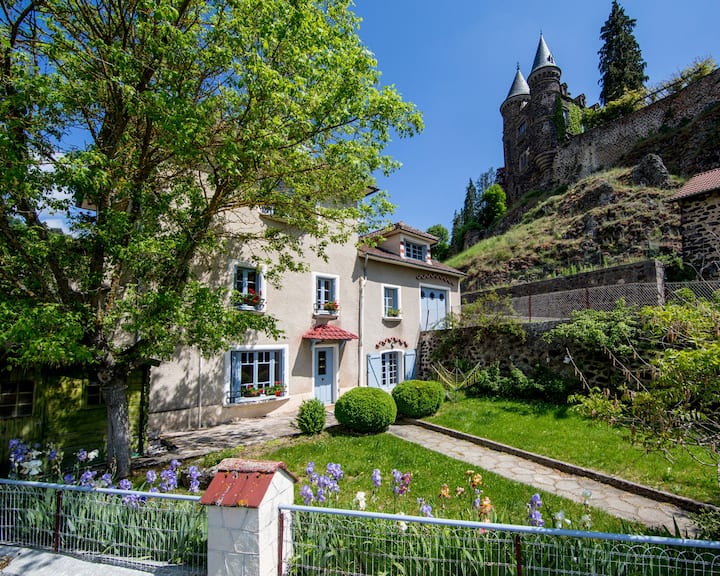 Chateau Du Sailhant, Maison Brioude - Saint-Flour