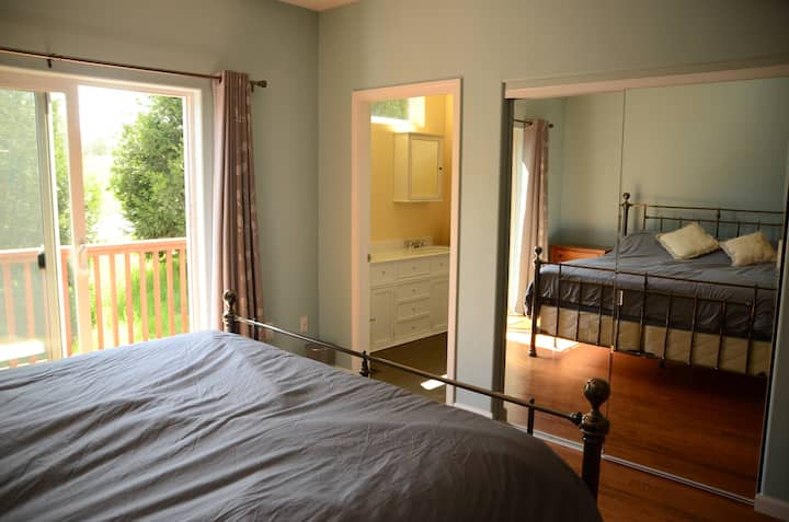 Cumbria Guest House - Houses for Rent in Sebastopol, California, United ...