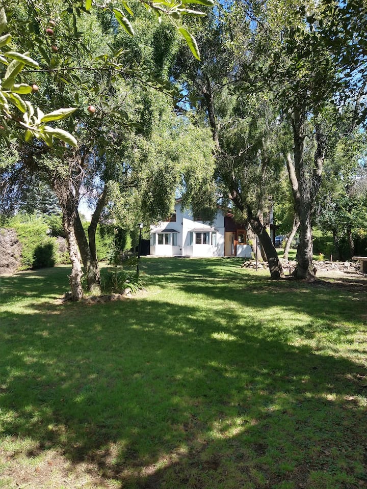 Casa Con Chimenea Y Gran Parque - San Carlos de Bariloche