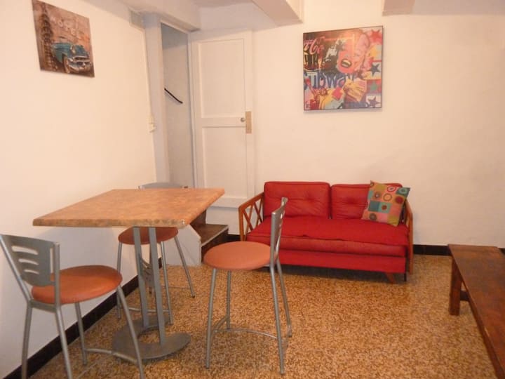 Maison De Village Dans Rue Piétonne D'olargues - Olargues