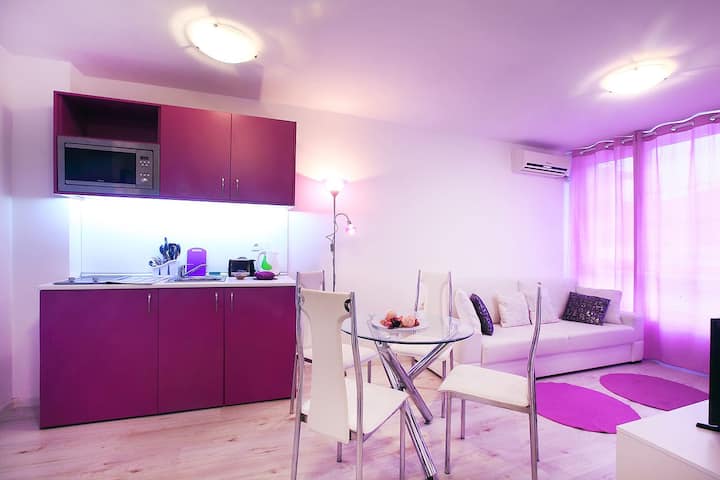 Cosy Colourful Apartment In Minismart Complex. - Balčik