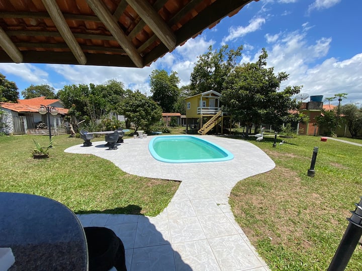 Casa Ampla Charmosa C/ Piscina, Sinuca E Jardim - Imbituba