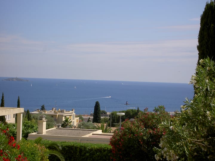 Bandol,  Petite Maison Rénovée, Vue Mer, - Bandol