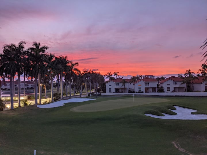 2-bedroom Condo Isla Del Sol, Long Term Available - St. Petersburg, FL