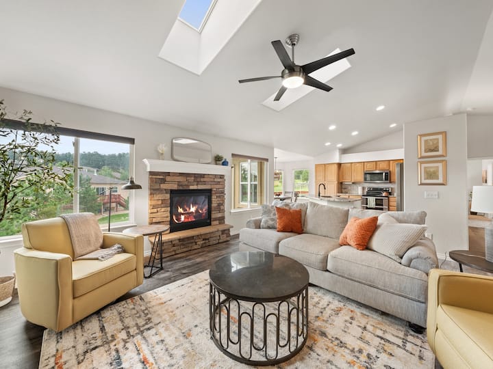 Spacious Retreat W/open Skies, Near Usafa - Monument Lake, Monument