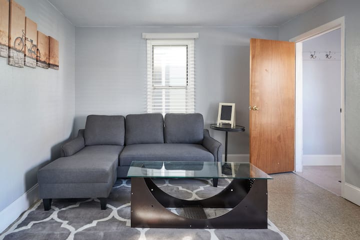 This Little House Close To Hospital And Downtown - Cheyenne, WY